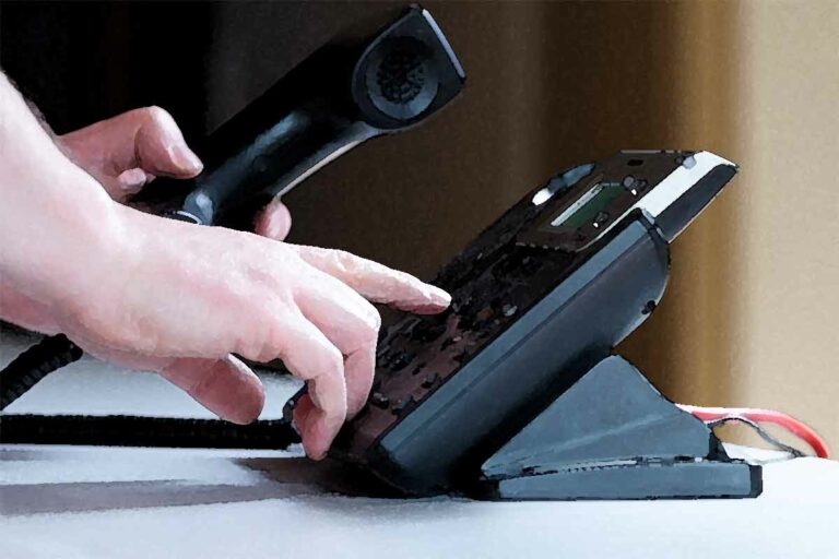 Scam call centers are rising on the Internet. Here's how to avoid them